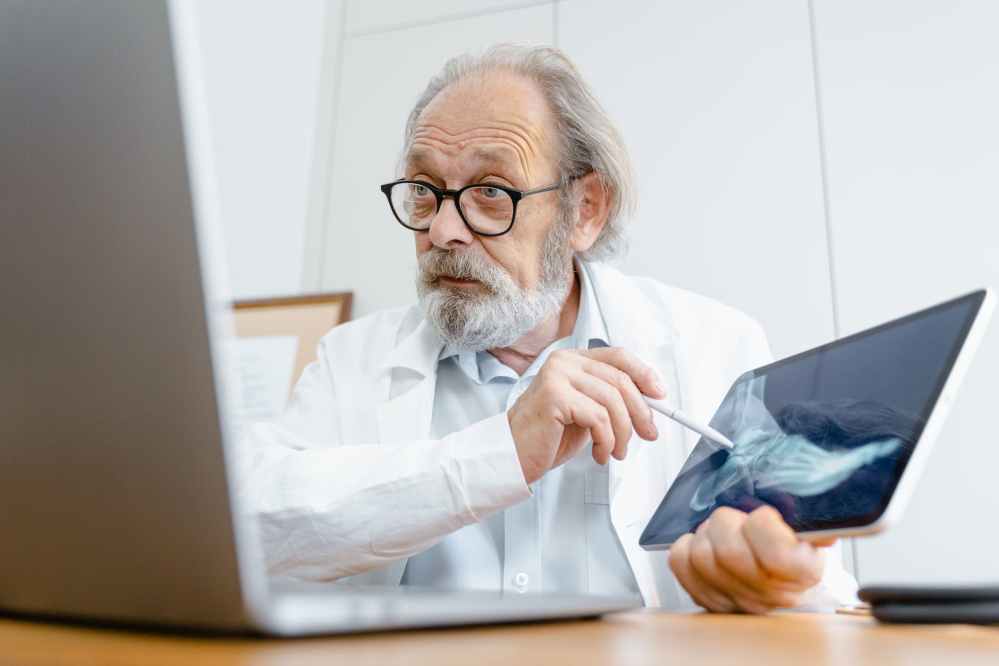 Pros and Cons of Being a Radiologist in 2024 - Rad Insights